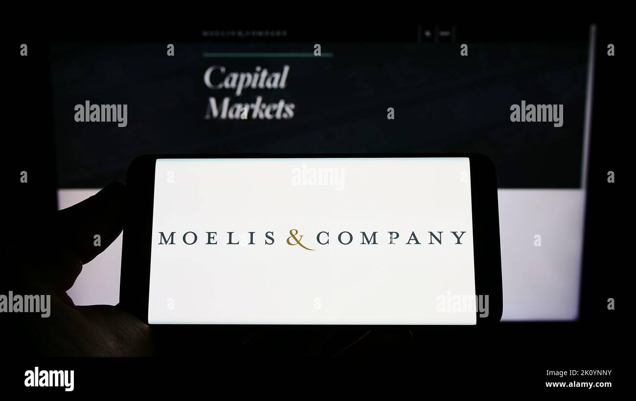 Moelis Logo