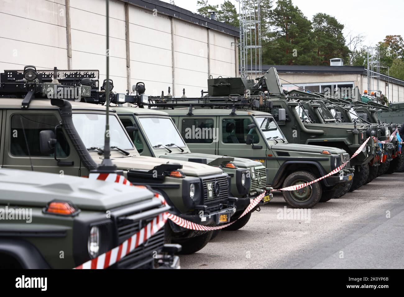 Swedish army cavalry infantry regiment hi-res stock photography and ...