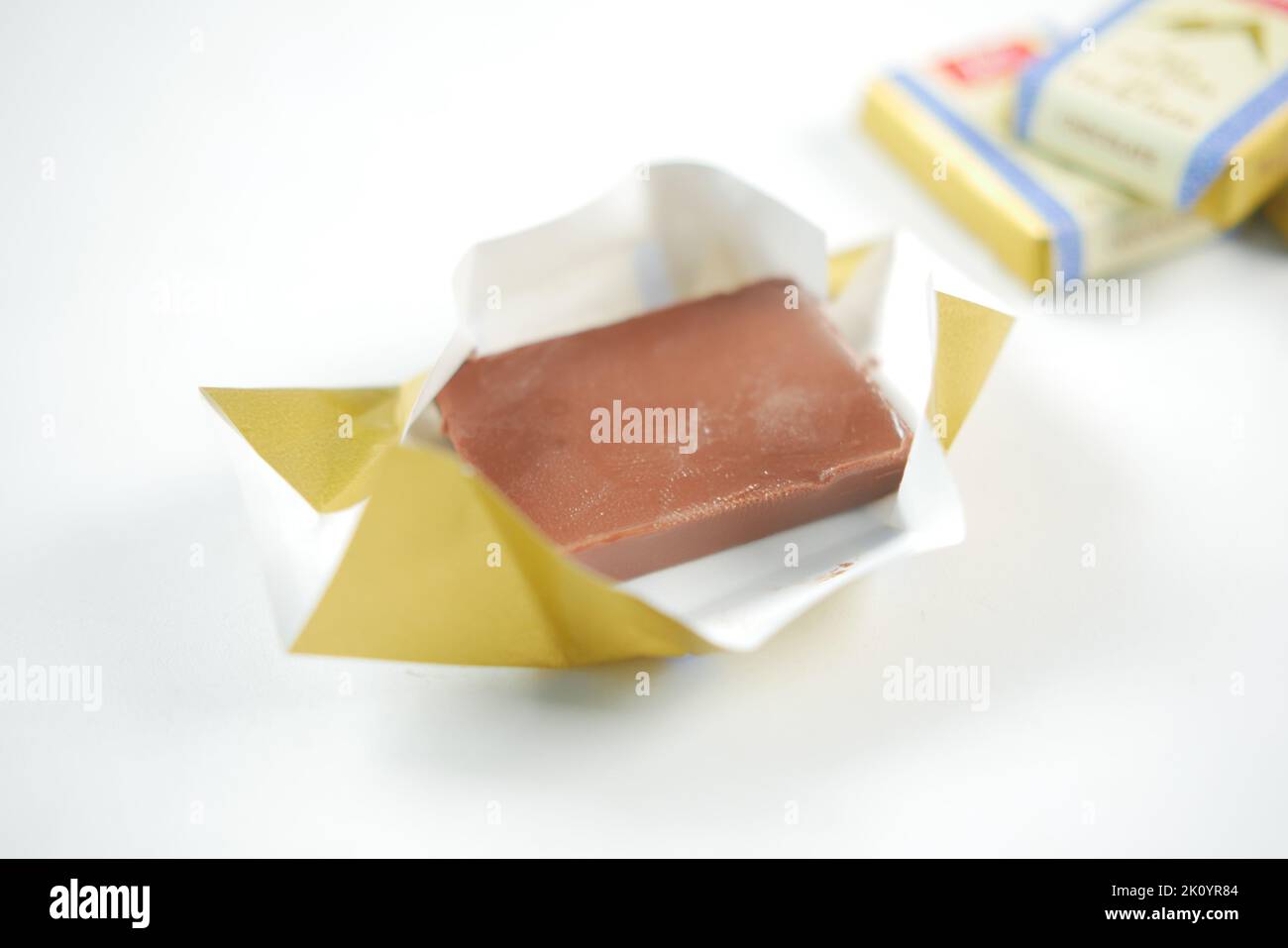 Dark chocolate in paper packet hi-res stock photography and images - Alamy