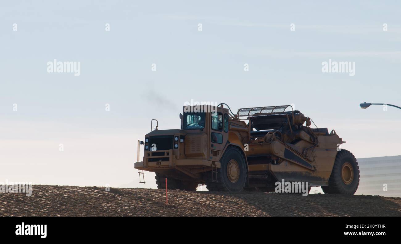 Wheel tractor scraper hi-res stock photography and images - Alamy