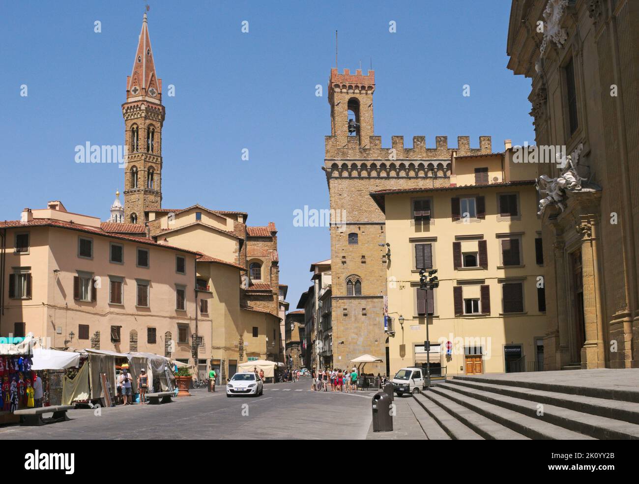 Badia Fiorentina church tower and Bargello palace, Piazza San Firenze ...
