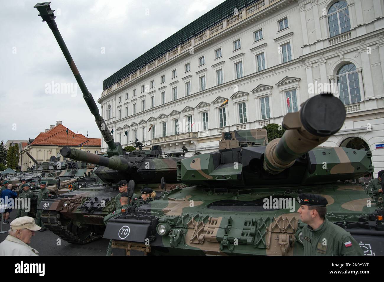 Leopard 2 tanks of the Polish army are seen near Pilsudski Square in ...