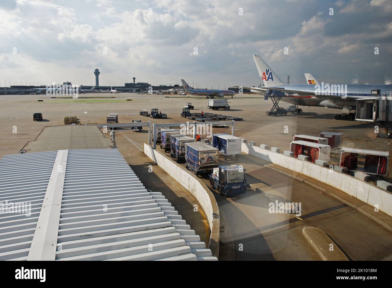 Chicago O'Hare International Airport, is the main international airport ...