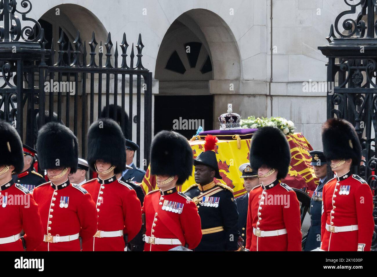 Bow room buckingham palace hi-res stock photography and images - Alamy