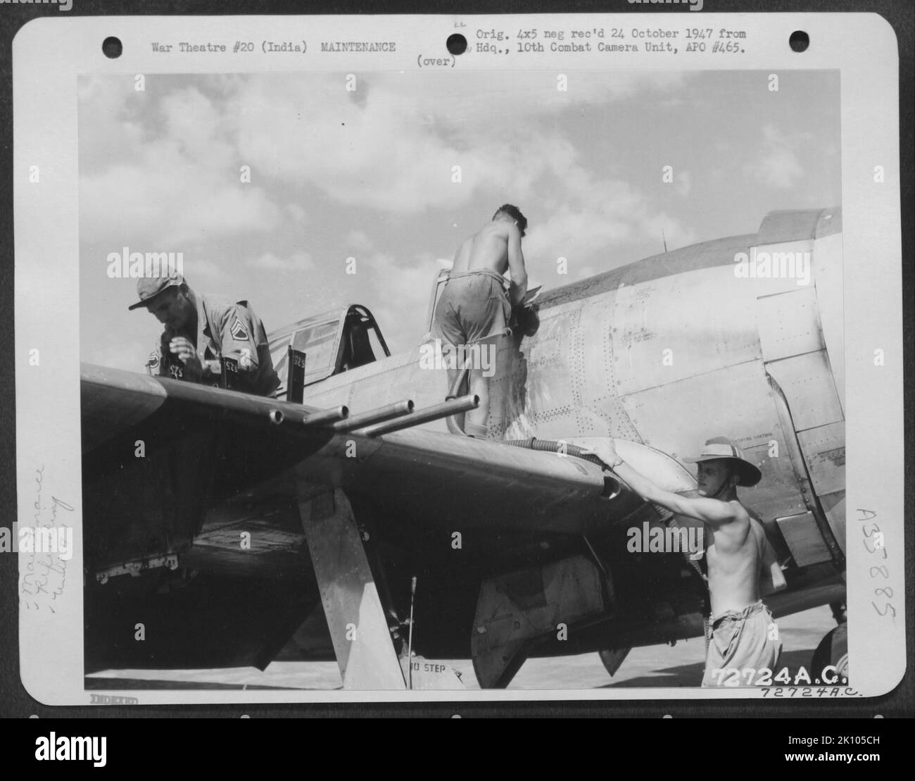 Military refueling Black and White Stock Photos & Images - Alamy