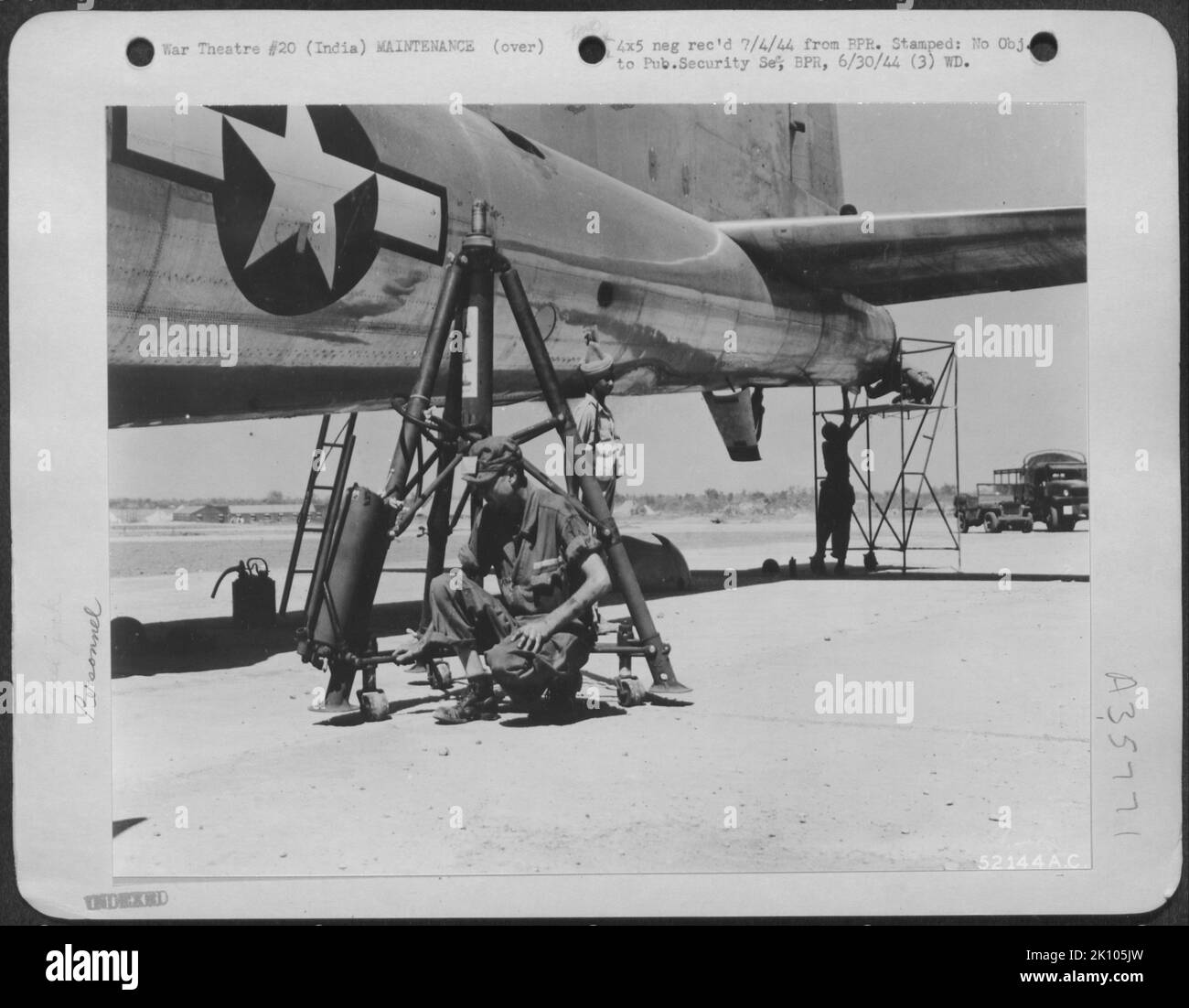 Wwii aircraft safety Black and White Stock Photos & Images - Alamy