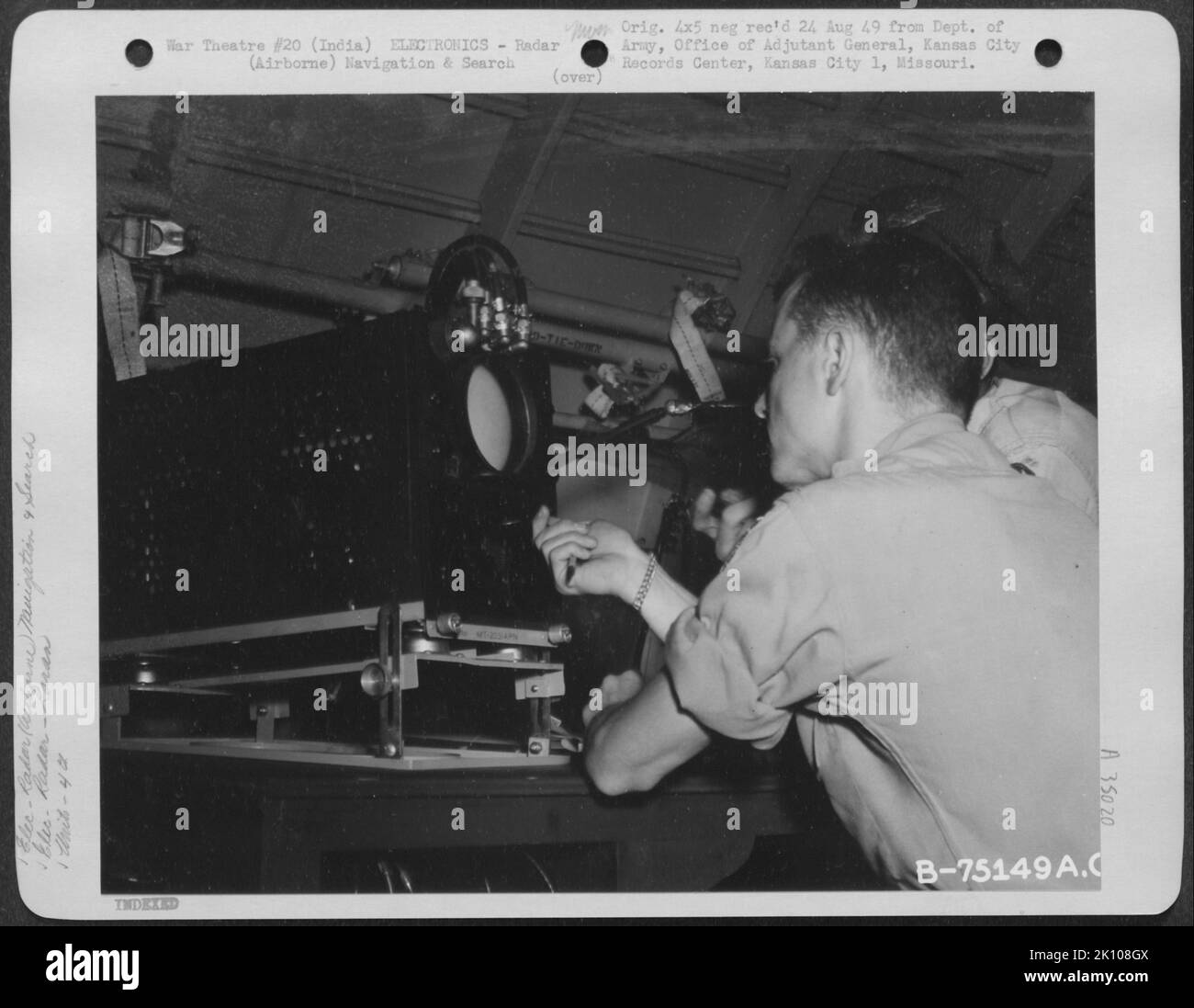 Radar world war ii hi-res stock photography and images - Alamy