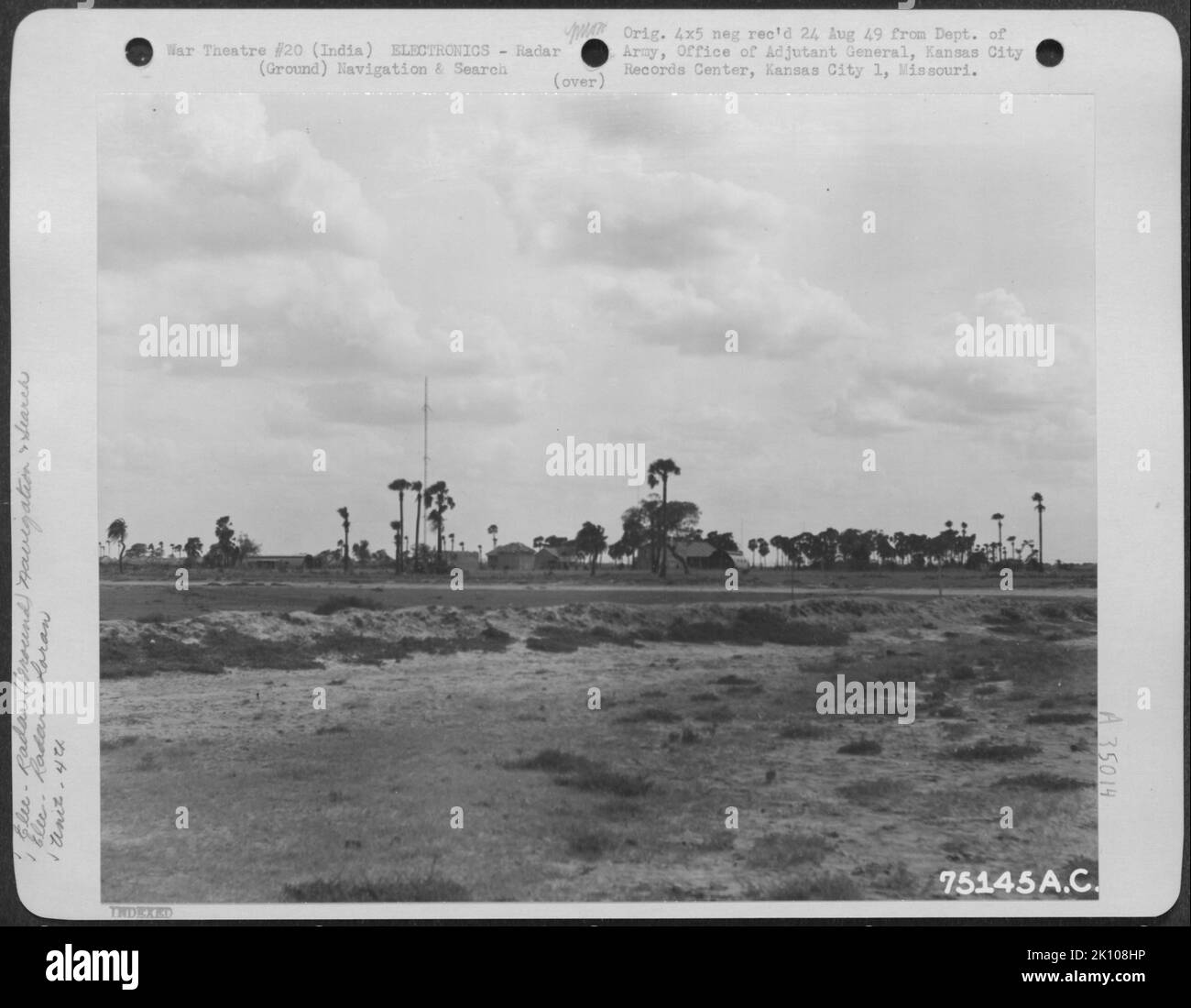 Aircraft, Burma, India &ELECTRONICS,RADAR War Stock Photo - Alamy