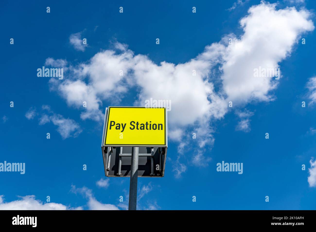 Pay Station sign, pay machine, in a car park, symbol image Stock Photo ...