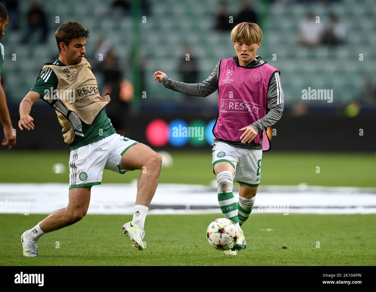Matt o'riley celtic champions league hi-res stock photography and ...