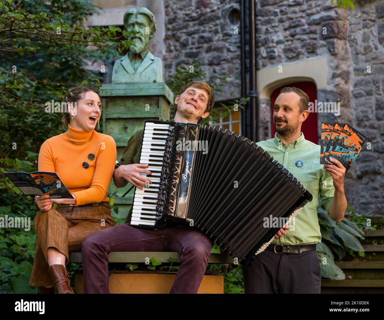 Patrick geddes sculpture hi-res stock photography and images - Alamy