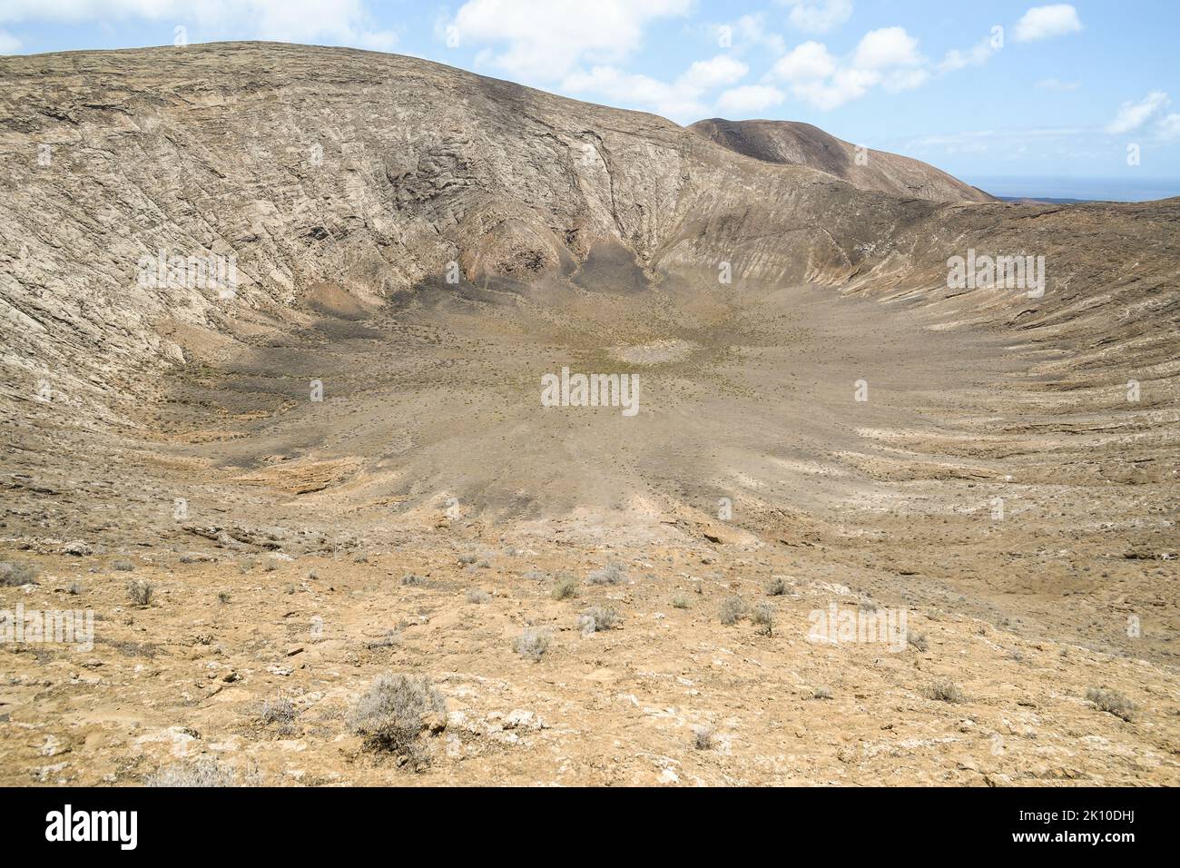 Scenic volcanic landscape caldera blanca volcano hi-res stock ...