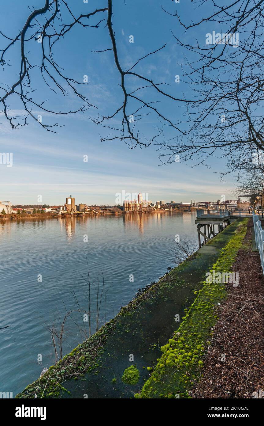 View of Broadway Bridge from near the Fremont Bridge on south shore of ...