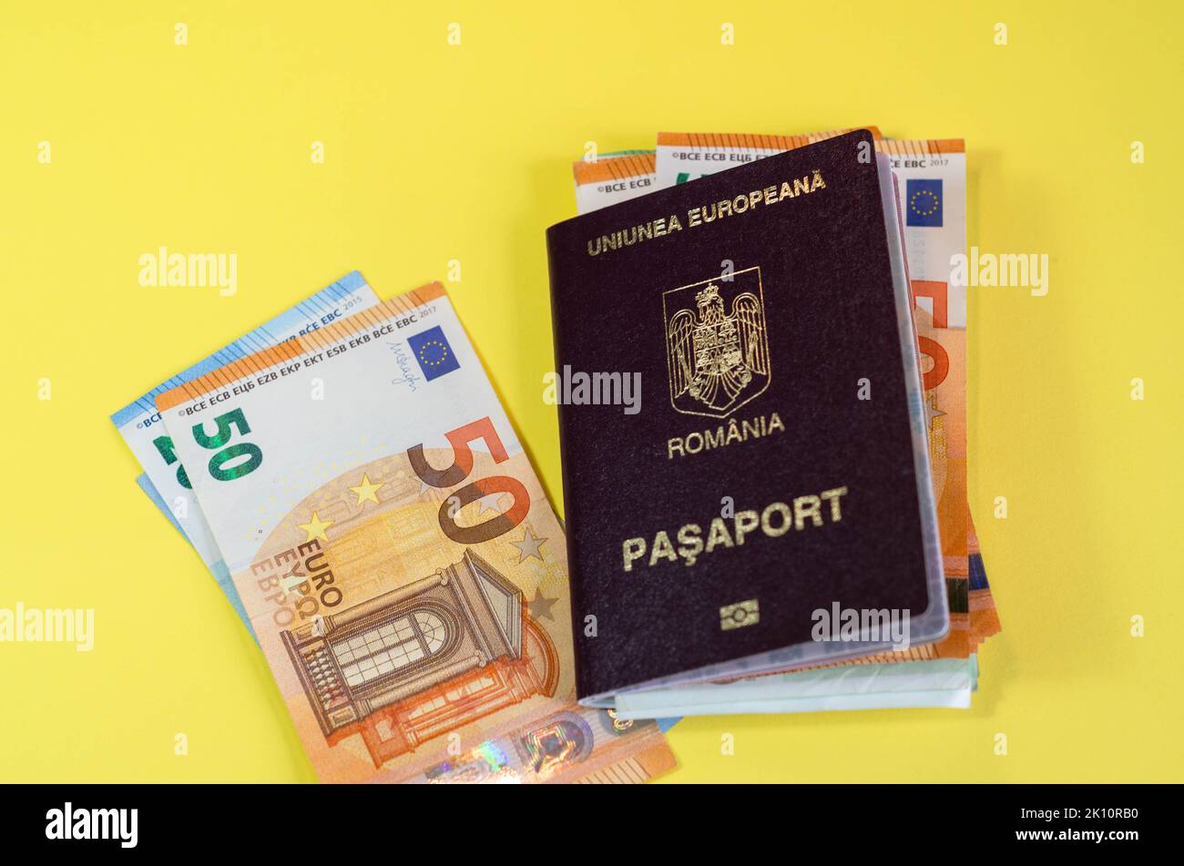 Travel around the world, Passport and Money Stock Photo - Alamy