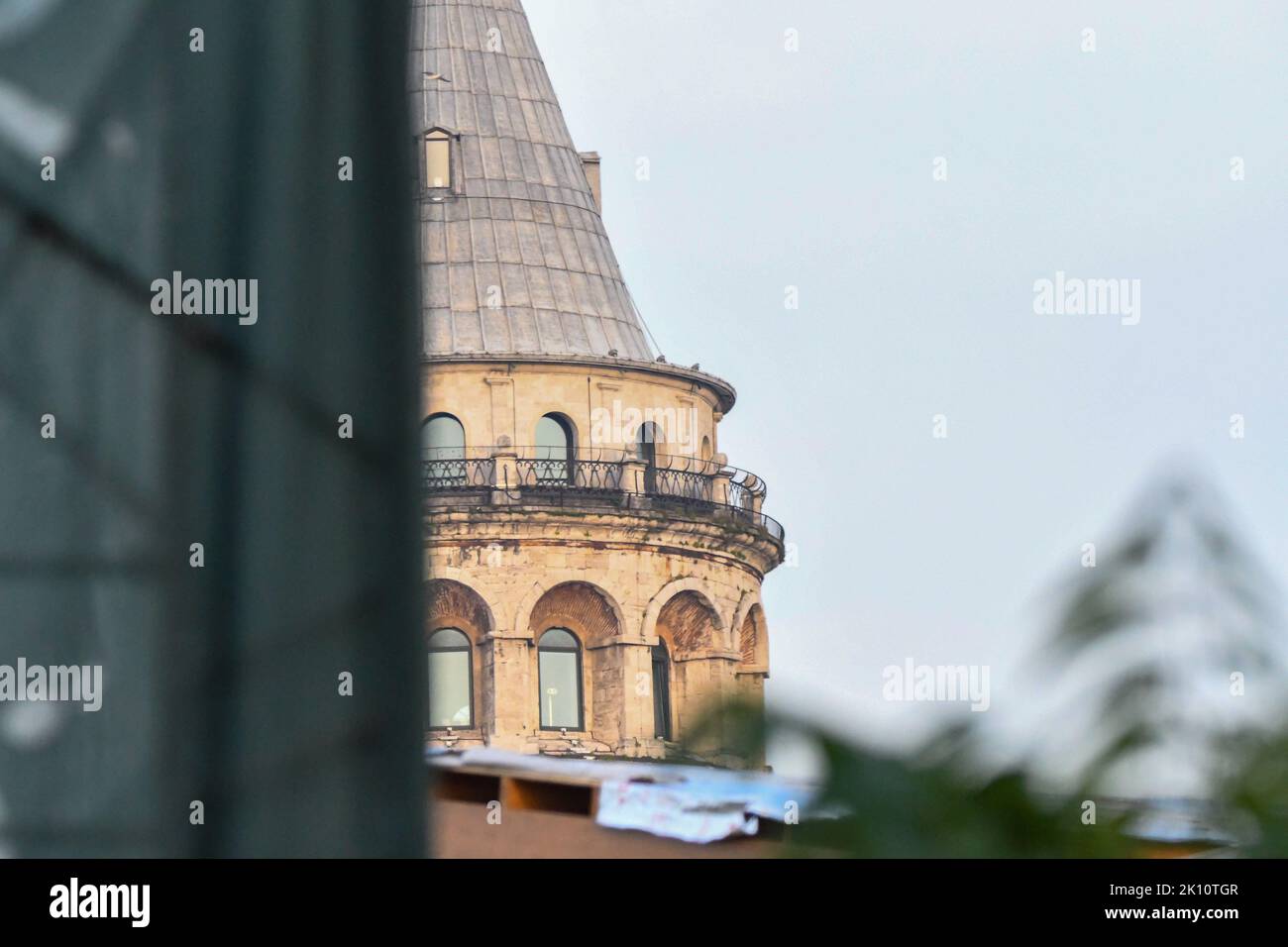 Mosque tower window hi-res stock photography and images - Alamy