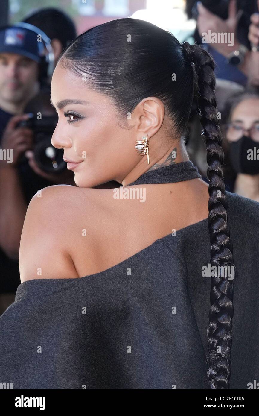 New York Fashion Week Spring/Summer 2023-Michael Kors-Arrivals ...