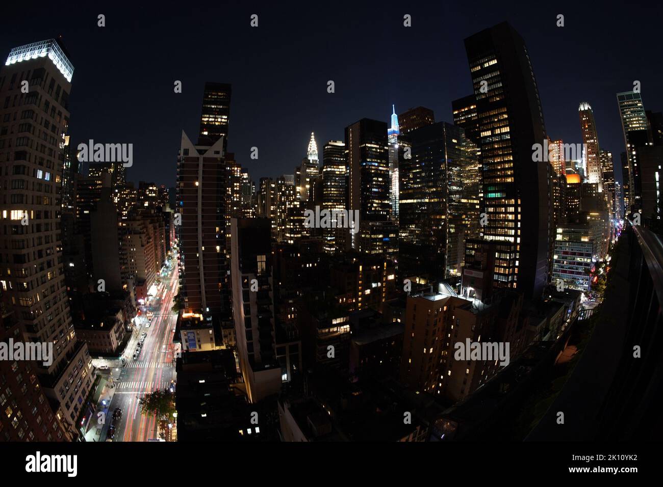 Nyc rooftop terrace night hi-res stock photography and images - Alamy