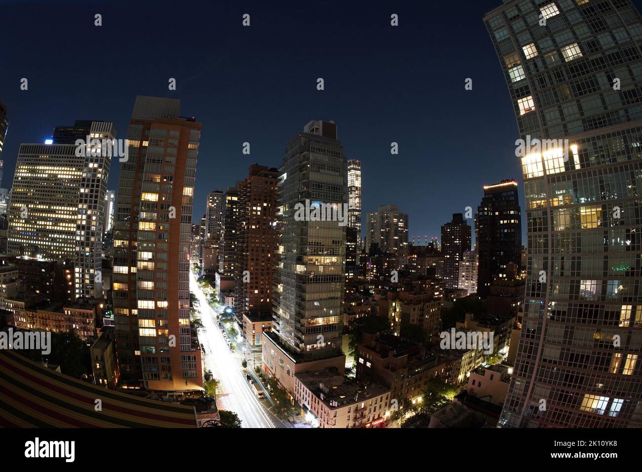 Nyc rooftop terrace night hi-res stock photography and images - Alamy