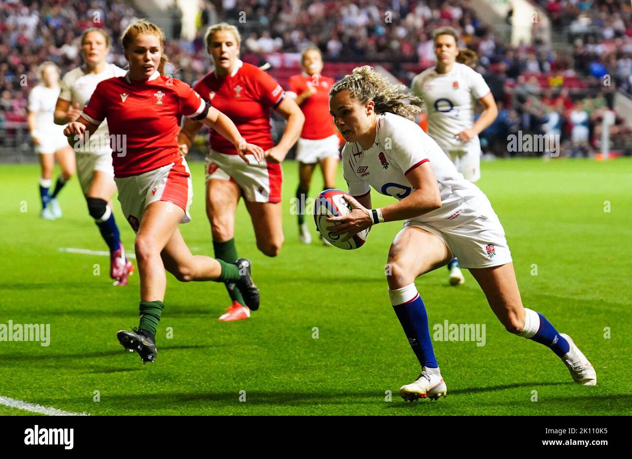 England's Ellie Kildunne scores a try during the Women's International ...