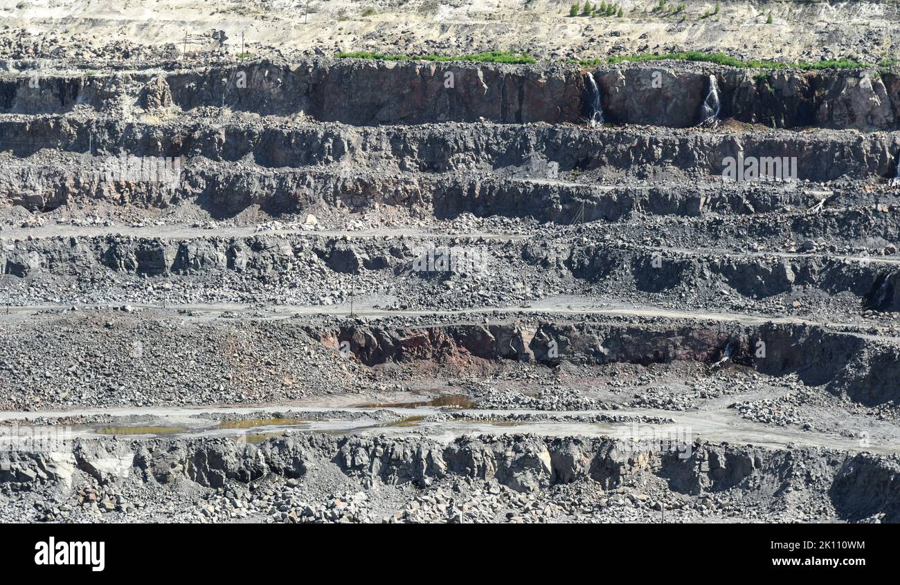 Dusty mining operation hi-res stock photography and images - Alamy