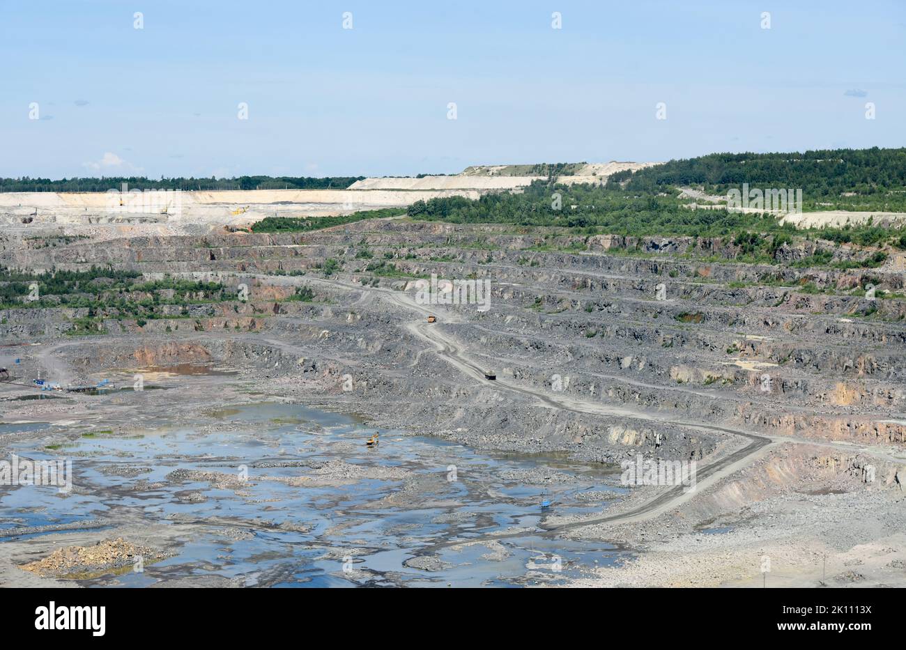 Dusty mining operation hi-res stock photography and images - Alamy