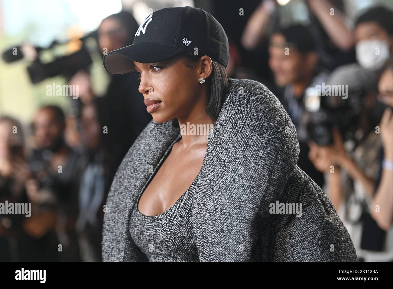 Lori harvey runway hi-res stock photography and images - Alamy