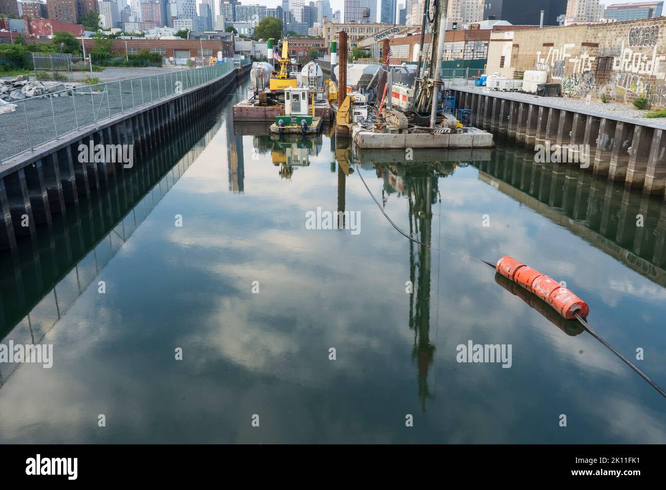 The Gowanus Canal in the Gowanus Neighborhood of Brooklyn, Barges and ...