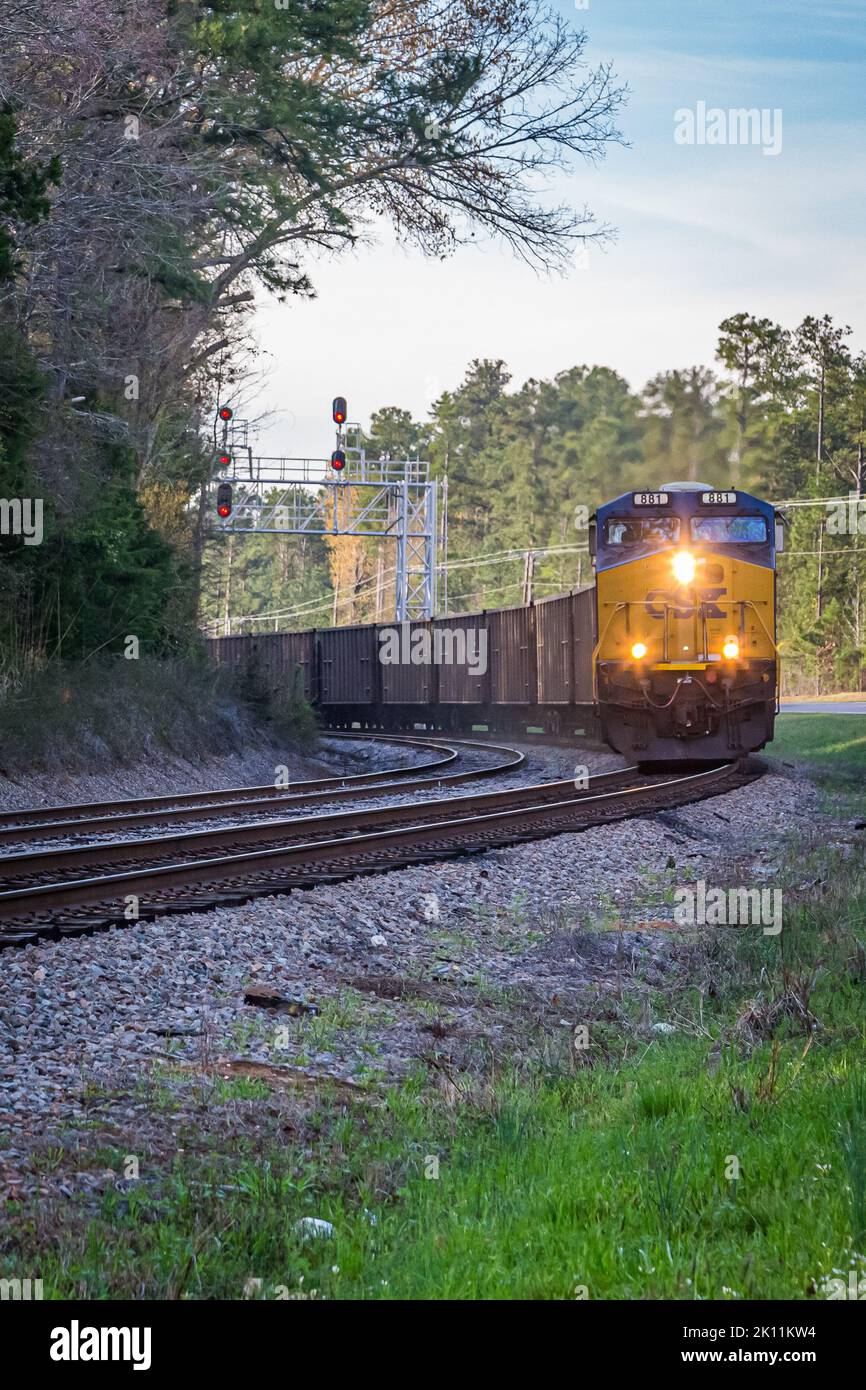 Csx intermodal train hi-res stock photography and images - Alamy