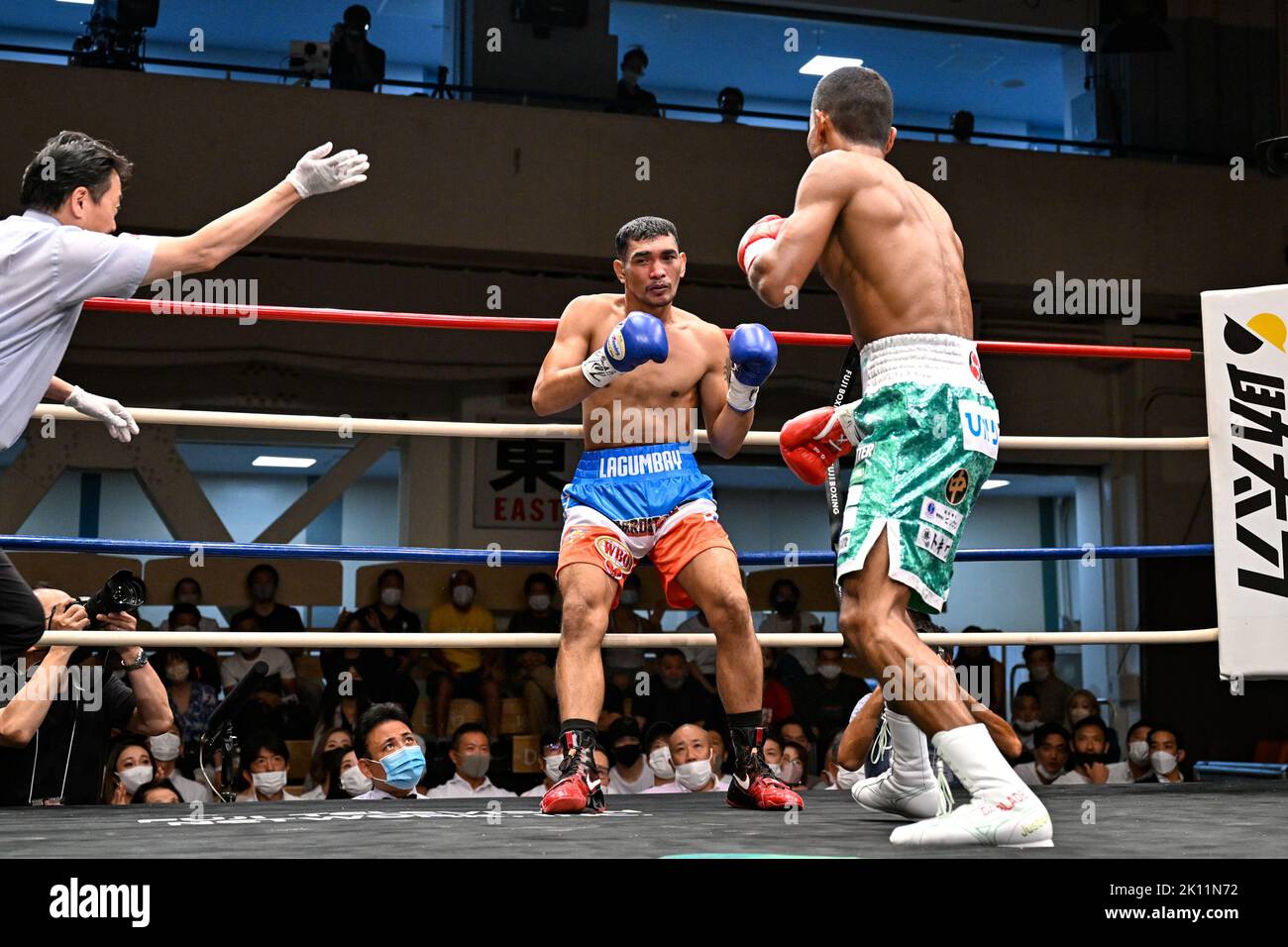 Tokyo, Japan. 13th Sep, 2022. Champion Andy Hiraoka (red gloves) of ...