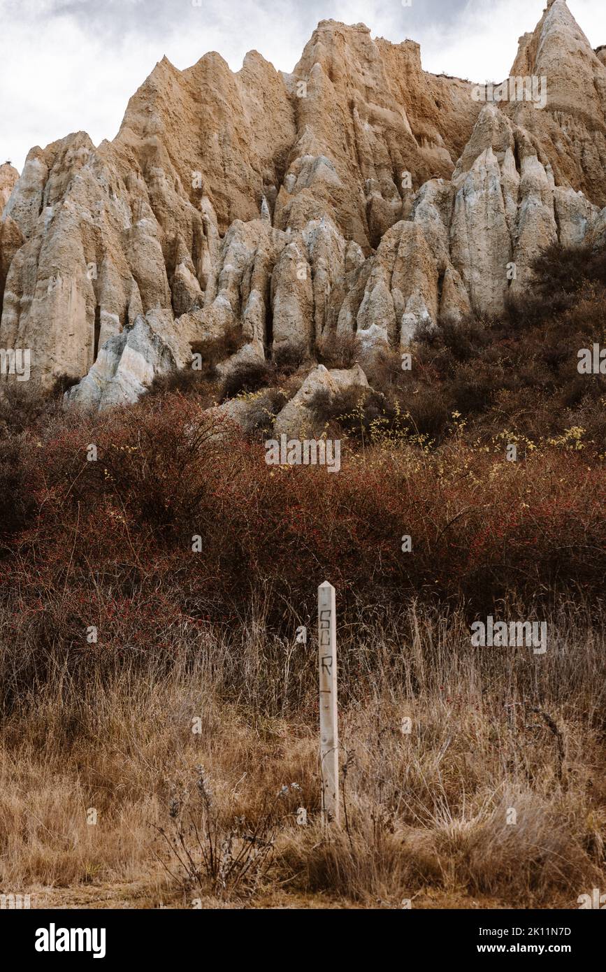 Clay cliffs paritea hi-res stock photography and images - Alamy