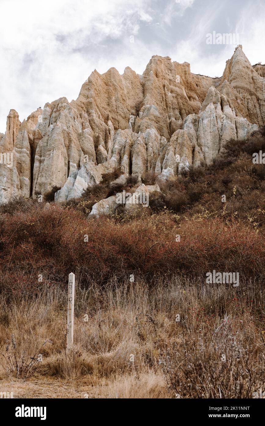 Clay cliffs paritea hi-res stock photography and images - Alamy