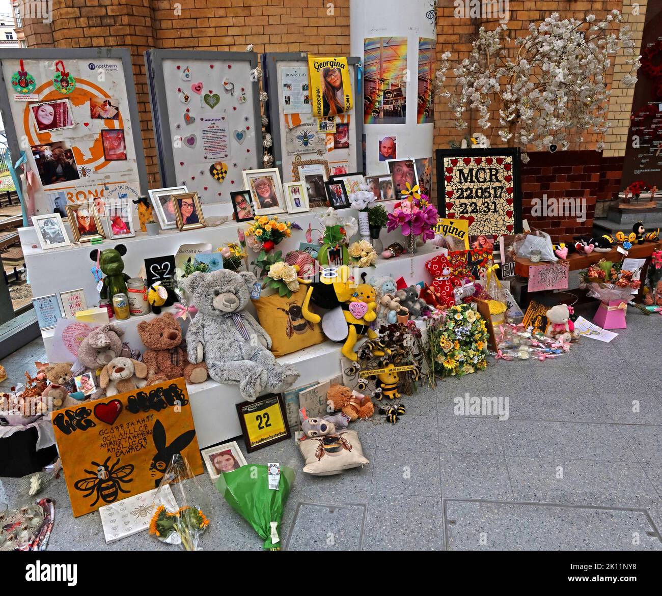 Manchester Arena bombing memorial, flowers, cards, messages, in ...