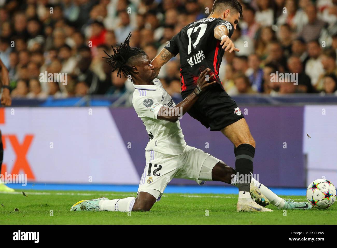 Santiago bernabeu obras hi-res stock photography and images - Alamy