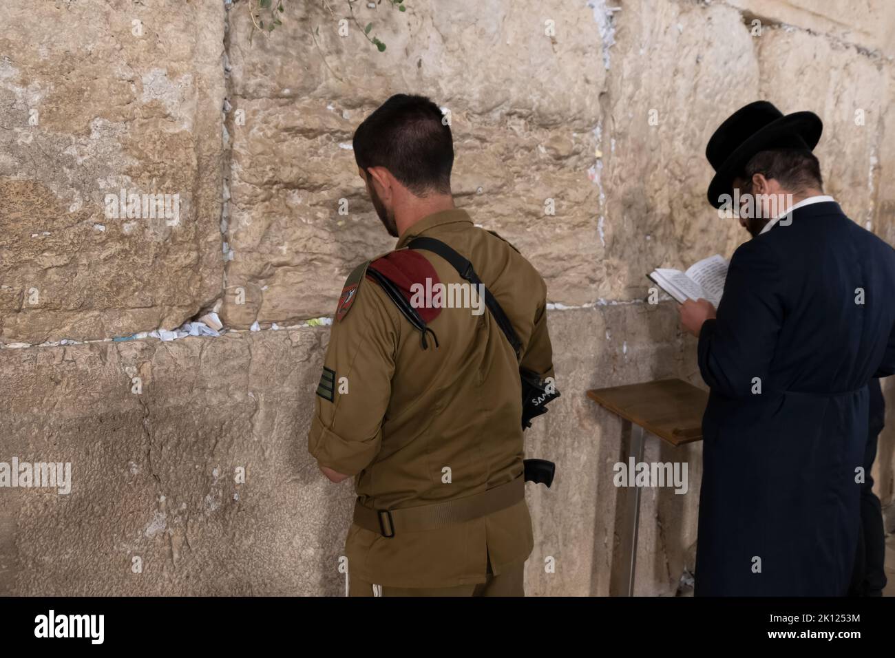 An Israeli soldier from the 35th Elite Infantry Brigade, also known as ...