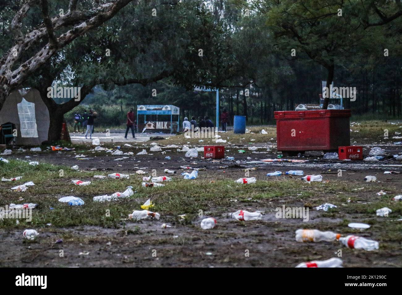 Littering at school hi-res stock photography and images - Alamy