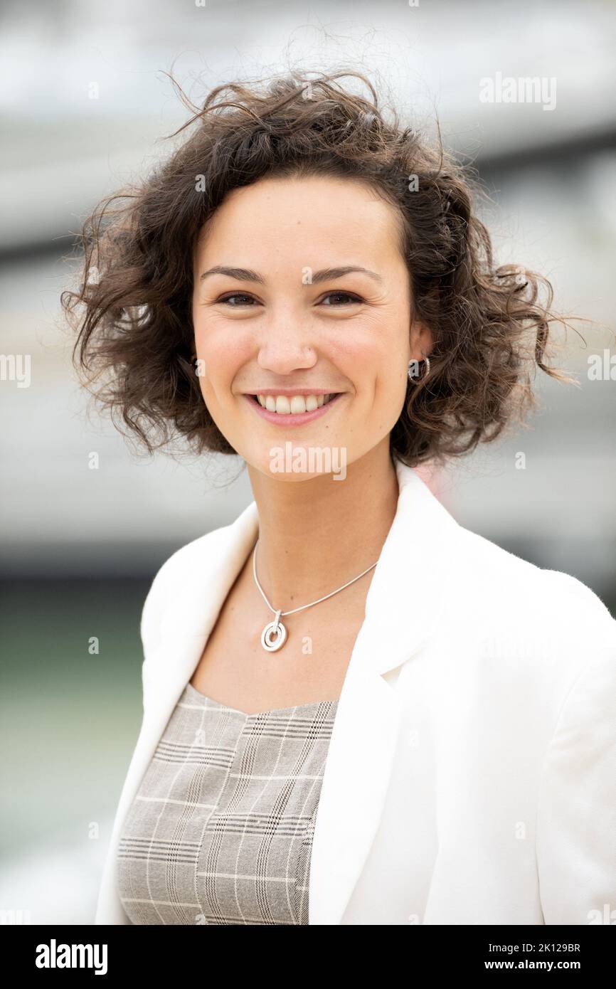Ilona Bachelier attends the L histoire d Annette Zelman photocall ...
