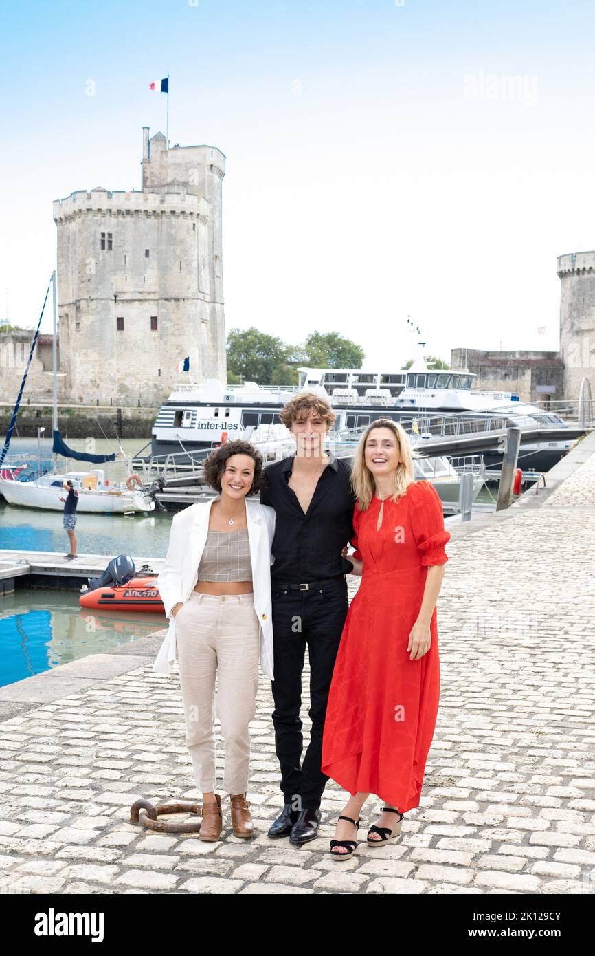 Ilona Bachelier, Vassili Schneider and Julie Gayet attend the L ...