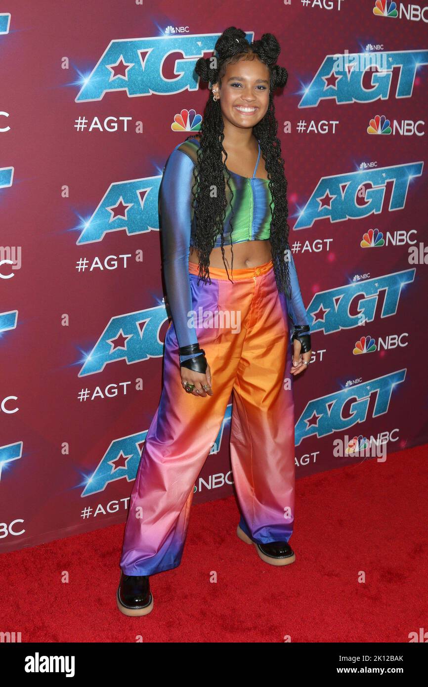 Sarah james hi-res stock photography and images - Alamy