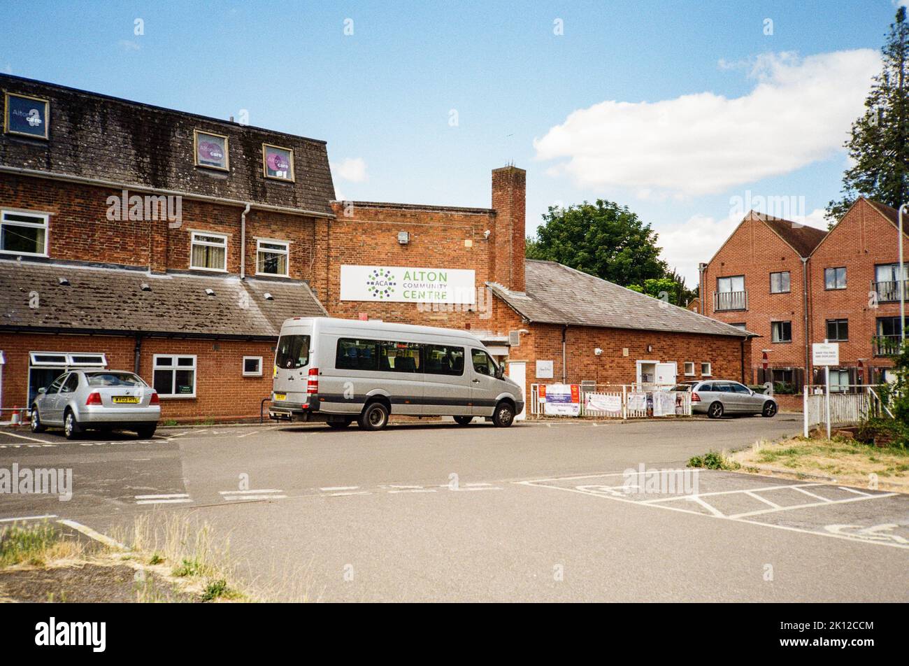 Alton community centre hi-res stock photography and images - Alamy