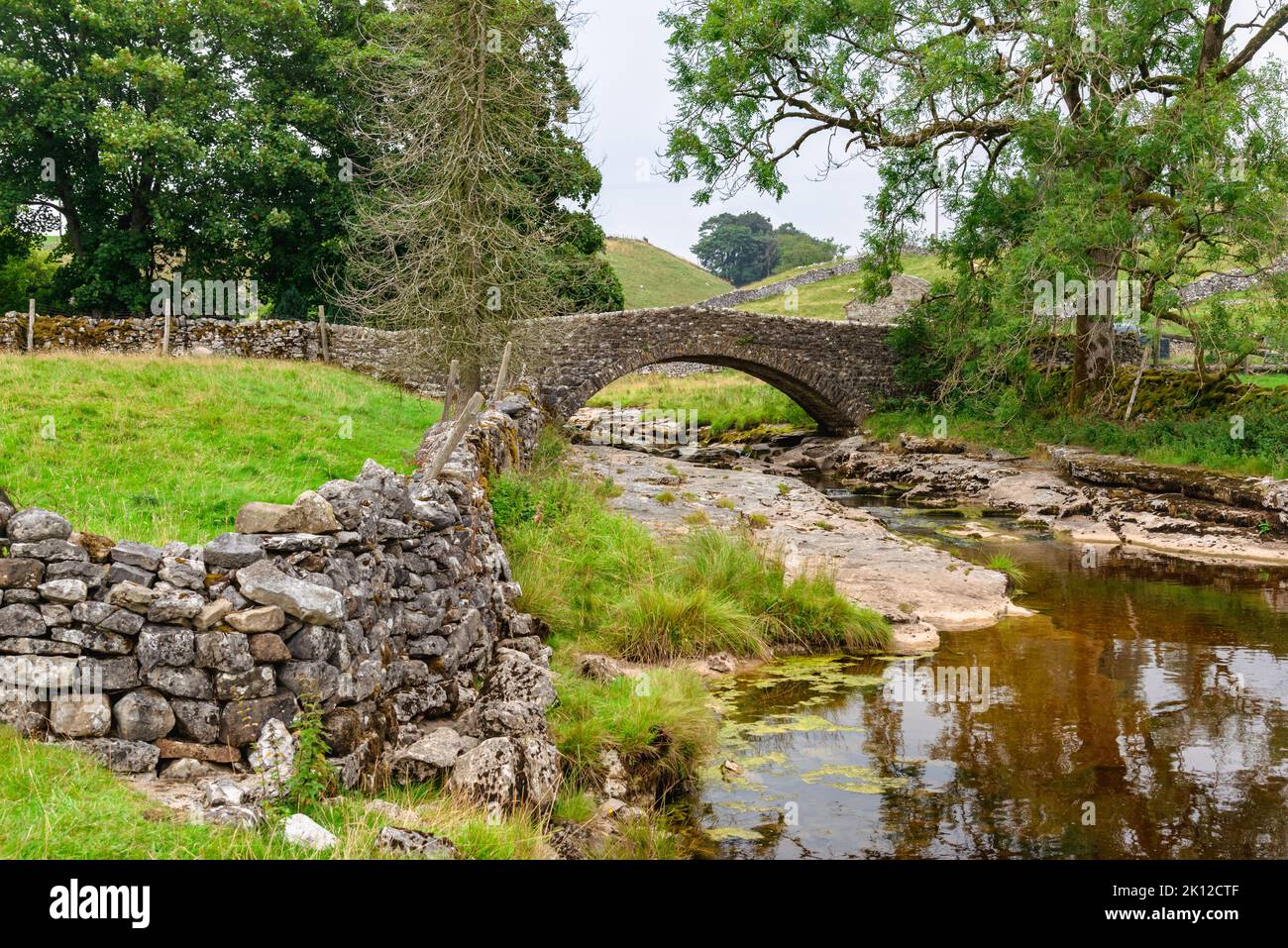 Bridge over Oughtershaw Beck in Langstrothdale in the Yorkshire Dales ...