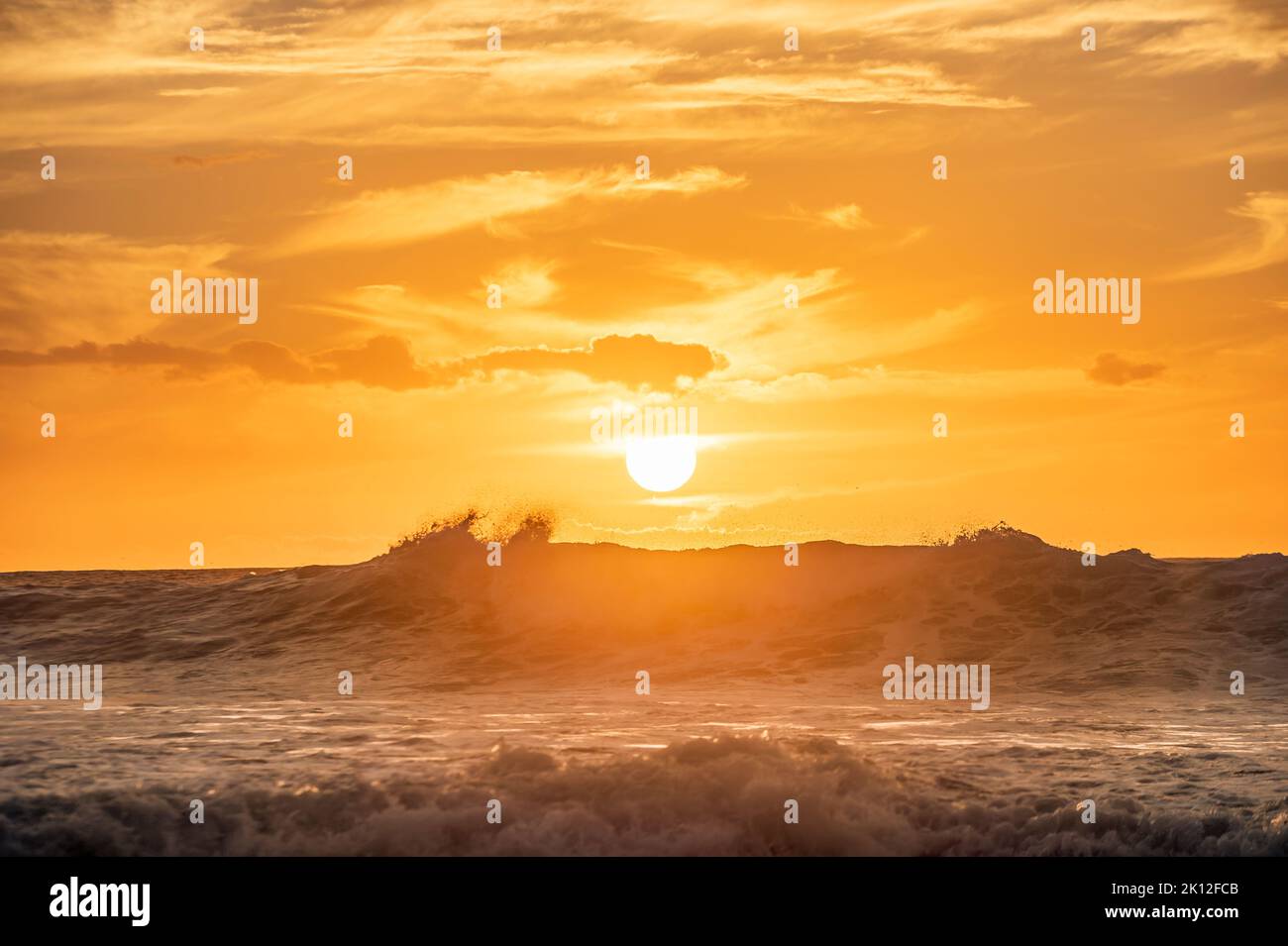 Wave sunset surf hi-res stock photography and images - Alamy