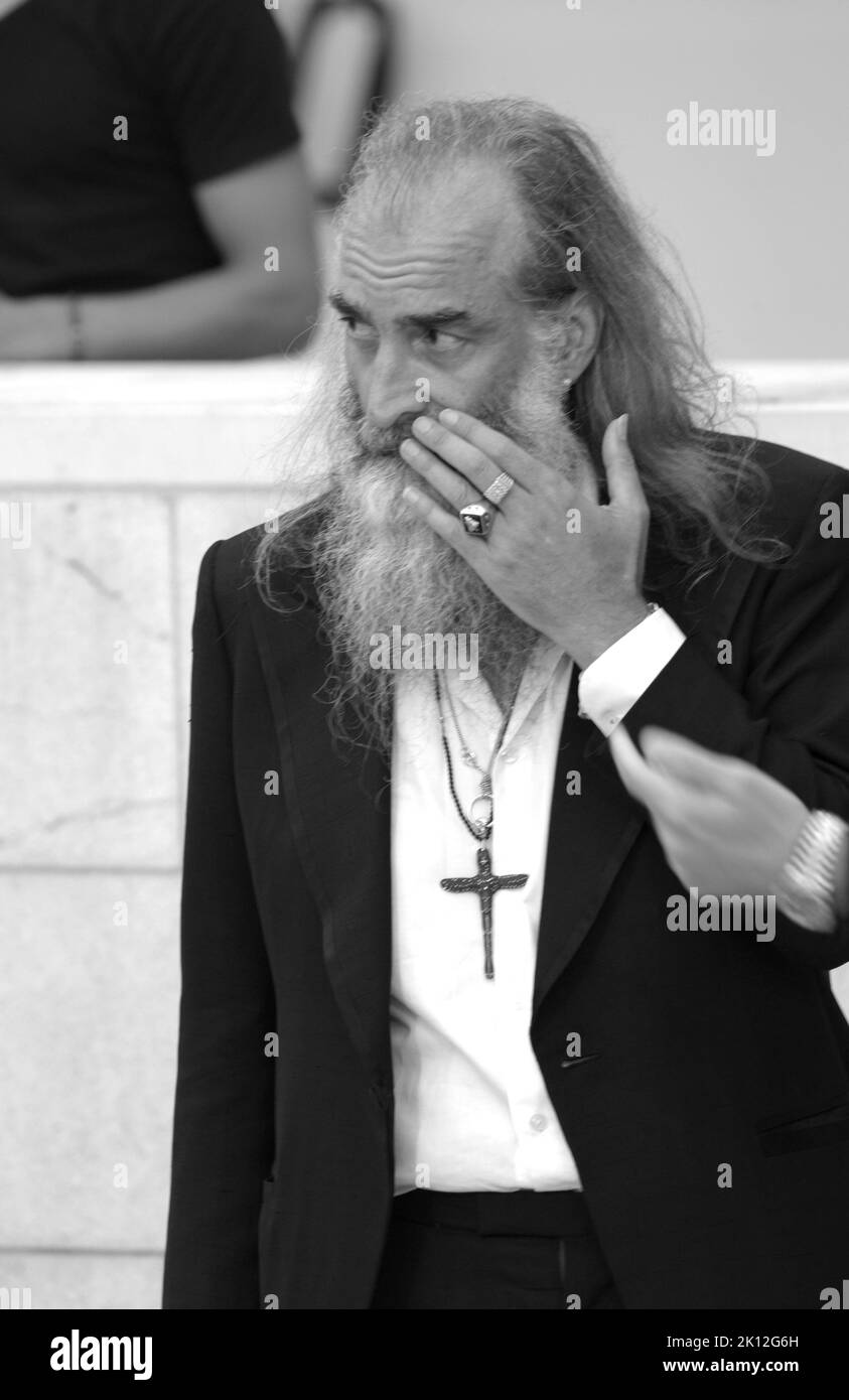 Warren Ellis attends the BLONDE film premiere at the 79th Venice Film ...