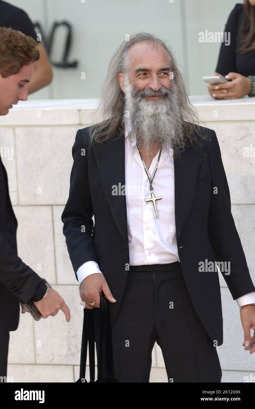 Warren Ellis attends the BLONDE film premiere at the 79th Venice Film ...