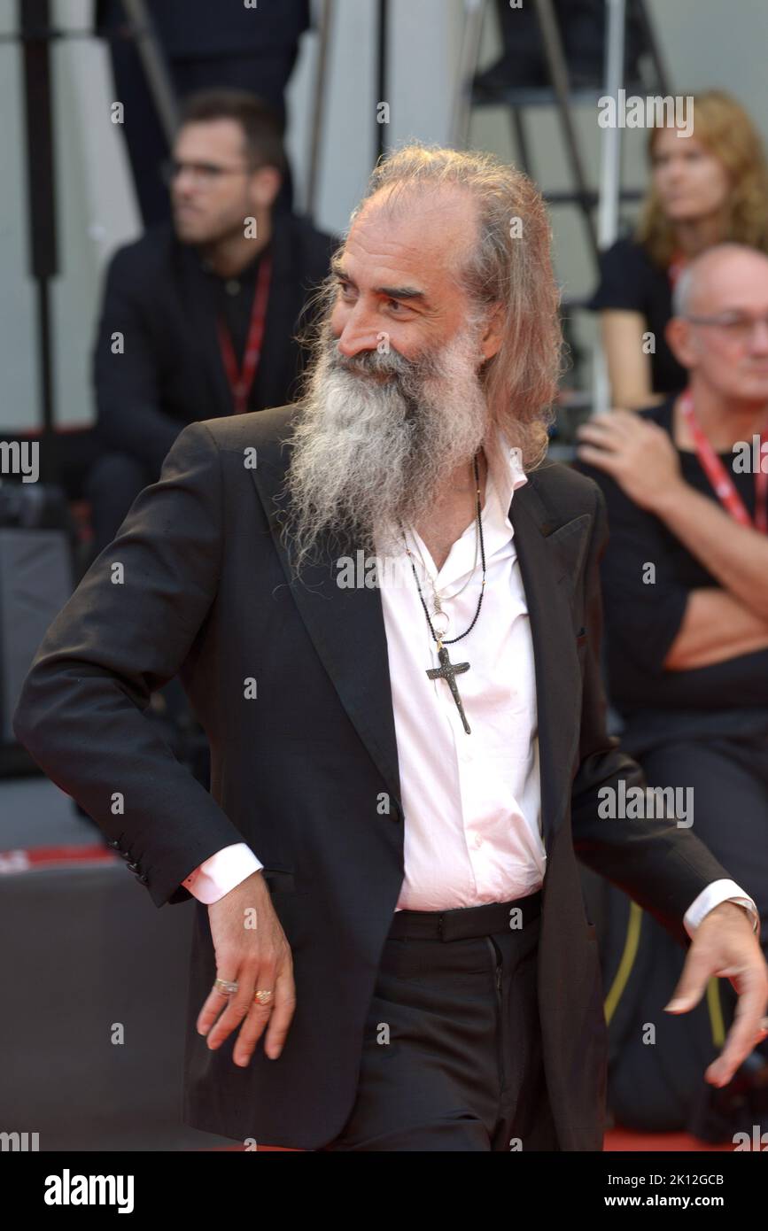 Warren Ellis attends the BLONDE film premiere at the 79th Venice Film ...