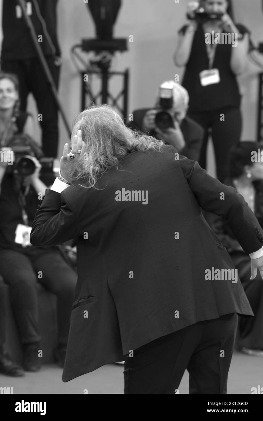 Warren Ellis attends the BLONDE film premiere at the 79th Venice Film ...