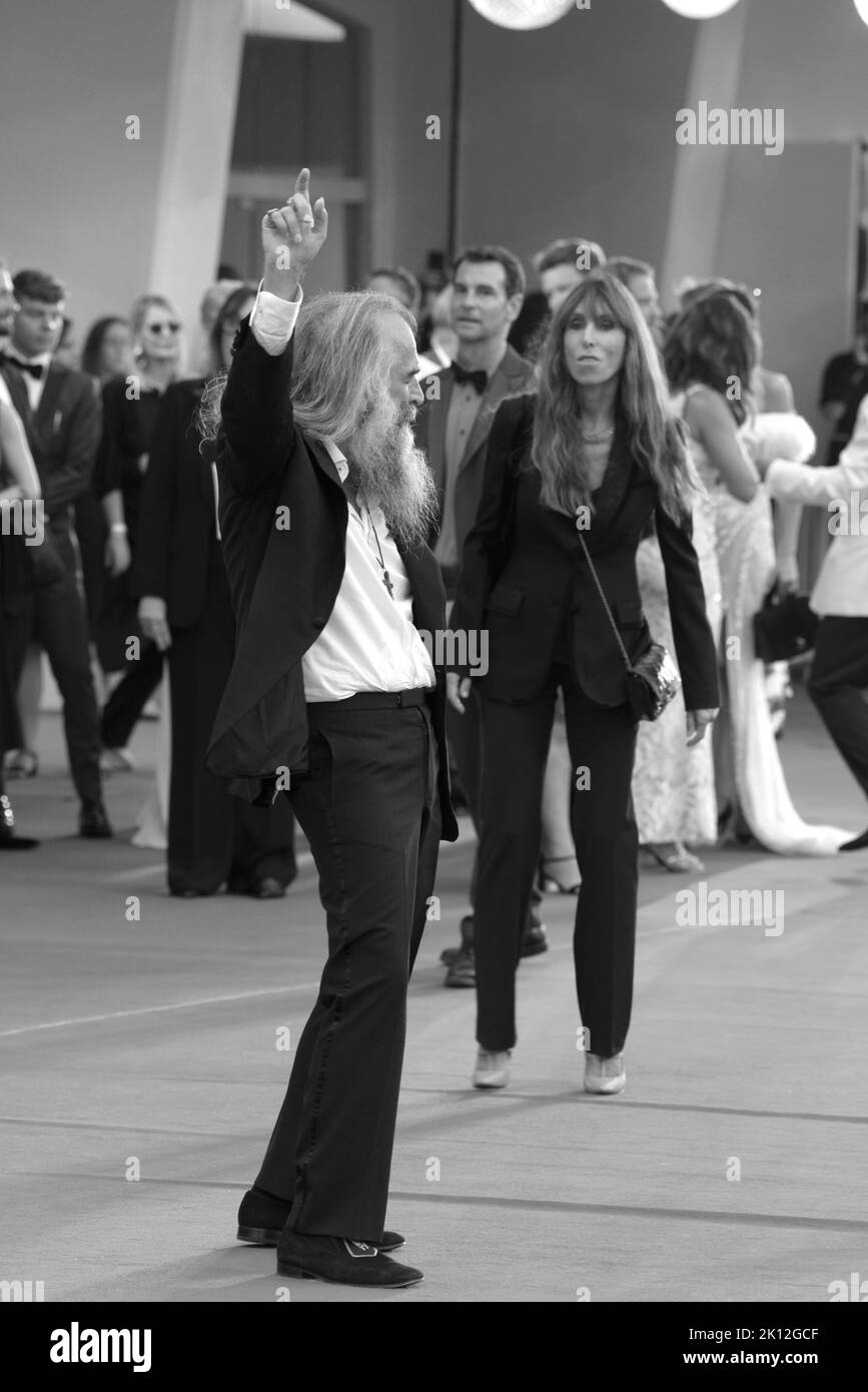 Warren Ellis attends the BLONDE film premiere at the 79th Venice Film ...