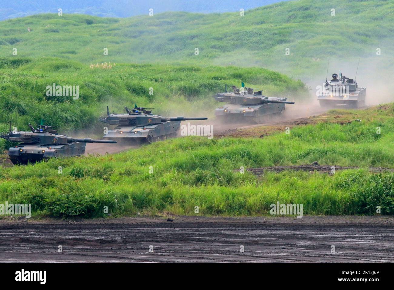 Type 90 tank of JGSDF Stock Photo - Alamy