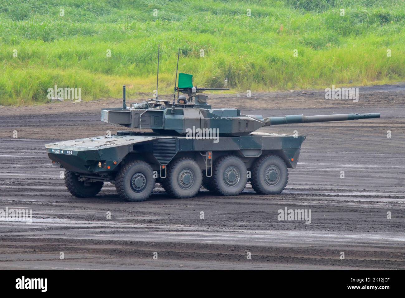Type 16 Maneuver Combat Vehicle of Japan Ground Self-Defense Force ...