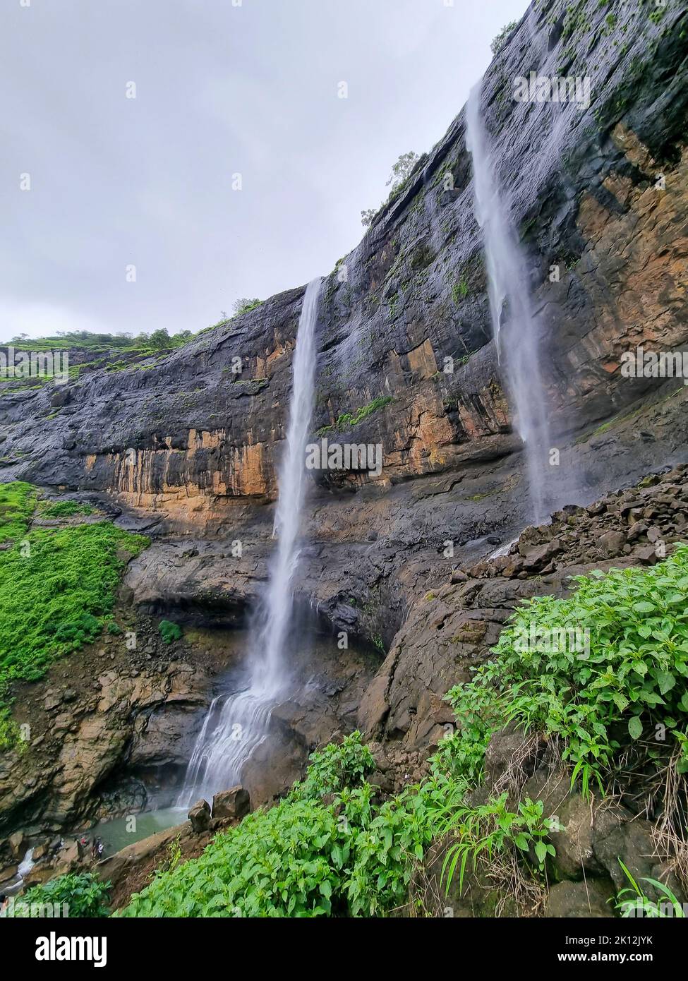 Kataldhar waterfall hi-res stock photography and images - Alamy