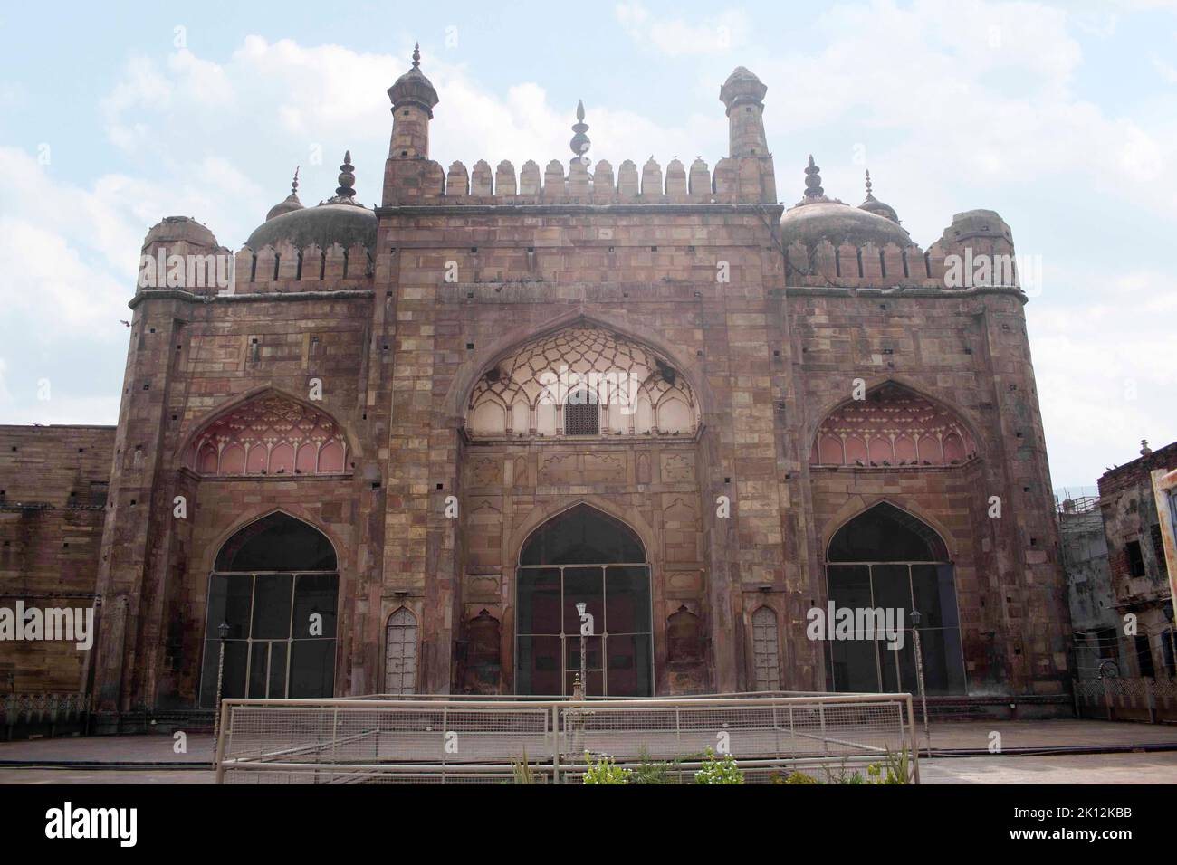 Façade of Alamgir Mosque or Masjid, Varanasi, India Stock Photo - Alamy